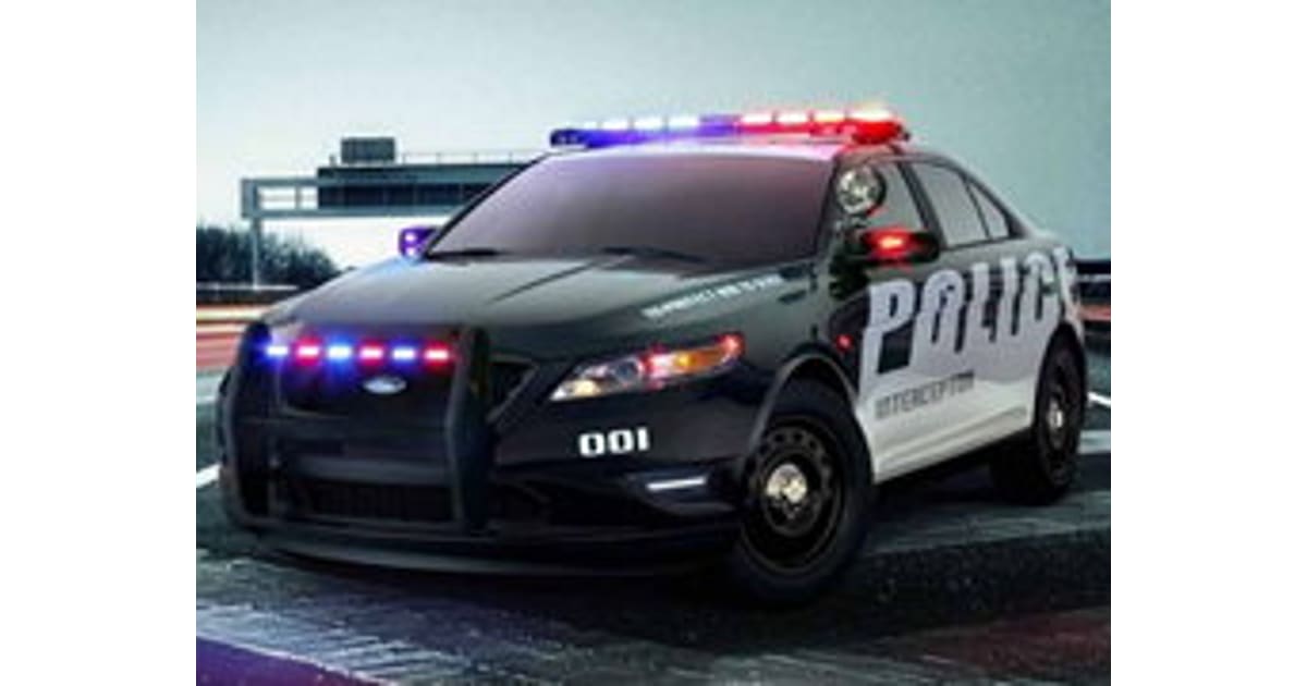 Julio Police Cars - Play Julio Police Cars Online on CarGames.Com